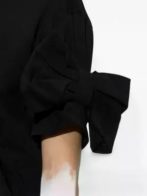 Noir Kei Ninomiya Bow-appliqué T-shirt