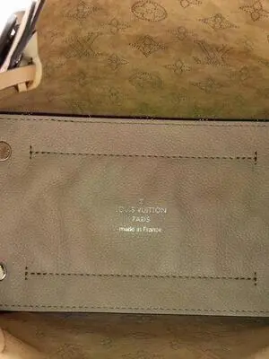 LOUIS VUITTON Hina Handbag Mahina Leather Pm Shoulder Bag - Grey
