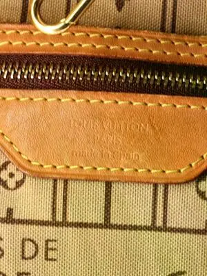 LOUIS VUITTON Neverfull Monogram Canvas Mm Tote Bag