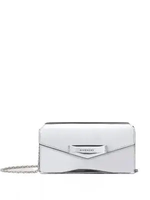 Givenchy Antigona Wallet On Chain In Mirror Leather - Silver