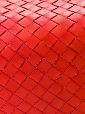 Bottega Veneta Roma Bag Intrecciato Nappa Medium Tote Bag - Red