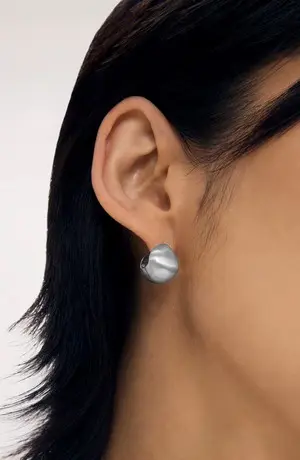 DEAN DAVIDSON Serra Huggie Hoop Earrings - Silver