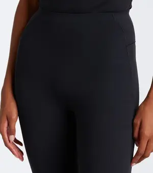 NIKESKIMS Studio Stretch Leggings - Black