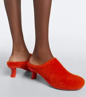 Loewe Dive Shearling Mules - Orange