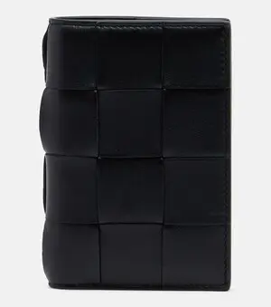 Bottega Veneta Intrecciato Leather Passport Holder - Black