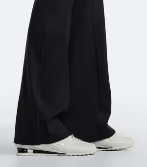 NIKESKIMS Matte Flared Leggings