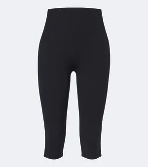 NIKESKIMS Studio Stretch Capri Leggings - Black