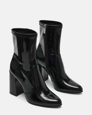 Steve Madden Aubrena Block Heel Booties