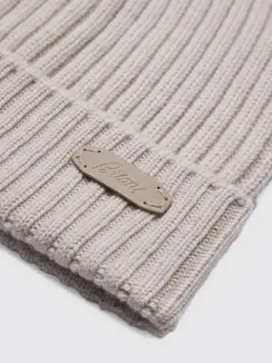 Brioni Ribbed 100% Cashmere Beanie With Cuff And Applied Logo - Beige