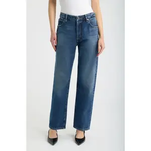 FRAME The Essential Straight Leg Jeans - Lucky