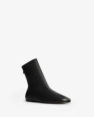 JUDE Floor Ankle Boot In Leather