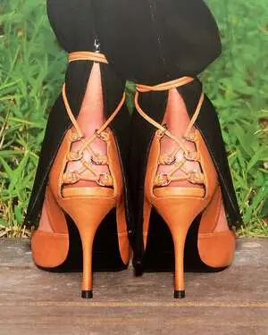 JUDE Scoop Pump Apricot Leather - Tan