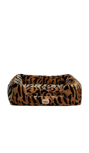 LOLA BLANKETS Medium Pet Bed In Multi - Leopard