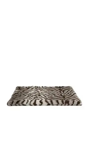 LOLA BLANKETS Pet Pad In Multi - Zebra