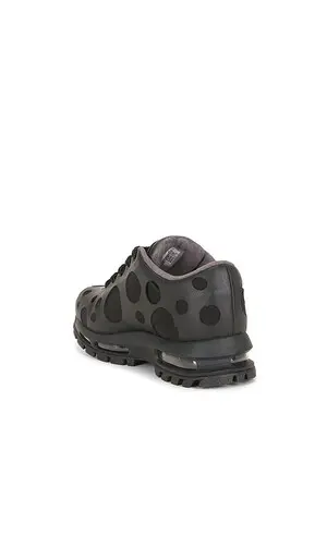Nike Max Goadome Low Qs Sneaker