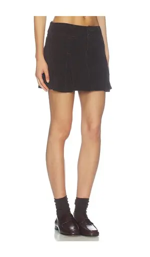 LEVI'S Inverted Pleat Mini Skirt In Chocolate