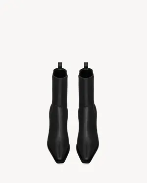 Saint Laurent Dylan Chelsea Boots In Smooth Leather