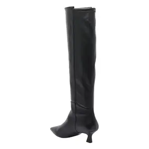 STUART WEITZMAN Pointed-toe Boots