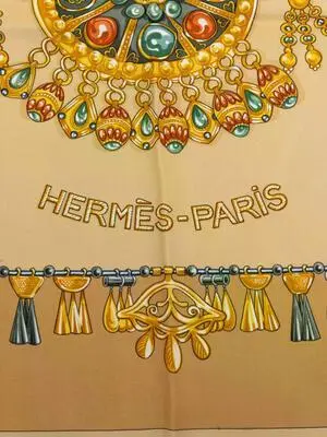 Hermès 1990-2010 Parures Des Sables Silk Scarf 90 Scarves - Neutrals