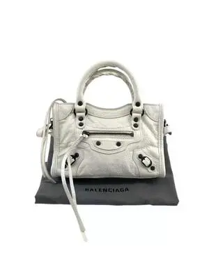 LOUIS VUITTON 2021 Monogram Pochette Trunk Verticale Crossbody Bag