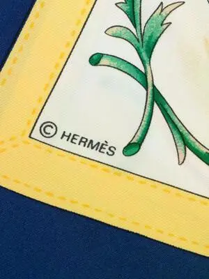Hermès 1990-2010 Costumes Civils Actuels Silk Scarf 90 Scarves - Blue