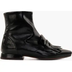 Chie Mihara Gayusa Soft Leather Ankle Boots