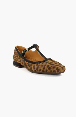 Chie Mihara Gatui Leopard Print Suede Buckle Pump