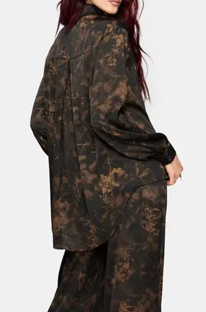 DISTURBIA Gallo Satin Shirt