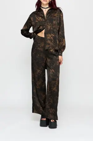 DISTURBIA Gallo Satin Shirt