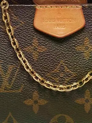 LOUIS VUITTON Multi Pochette Accessoires Monogram Cross Body Bag