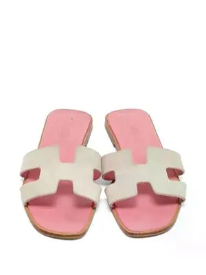 Hermès Oran Suede Sandals - Neutrals