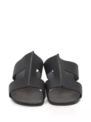 Hermès Contrast-stitch Flat Sandals