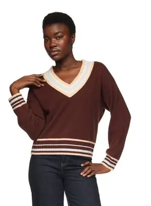 BRODIE CASHMERE Stitchy Trim V-neck Sweater