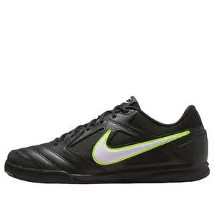 Nike Gato