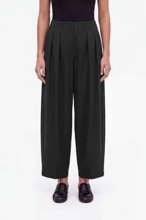 NOCTURNE Double Pleat Belted Trousers - Black