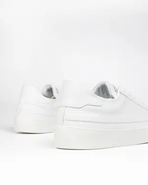 SANS MATIN Olympus Minimalist Low-top Sneaker - White