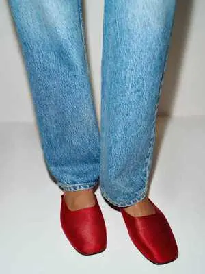 REFORMATION Inez Flat Mule Textile - Red