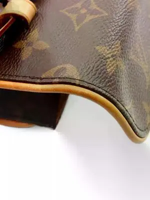 LOUIS VUITTON 2004 Pochette Florentine Monogram Belt Bag