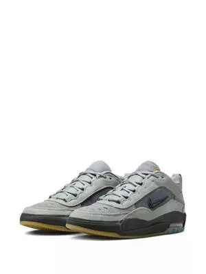 Nike Sb Air Max Ishod Iso Sneakers