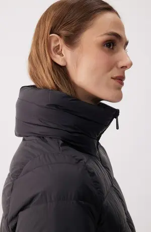 LOLE Clara Water Repellent 650 Fill Power Down Puffer Jacket - Black