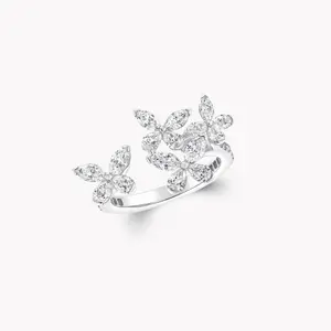 Graff Classic Butterfly Petite Diamond Ring
