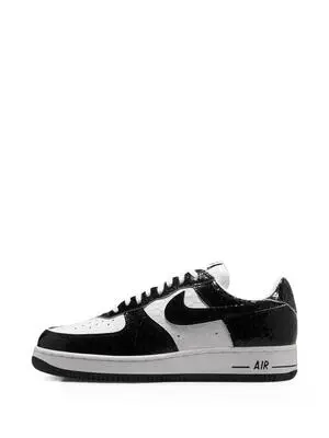 Nike Air Force 1 Cracked Leather Sneakers