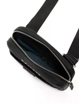 PIQUADRO Logo-plaque Pebbled Leather Clutch Bag - Black