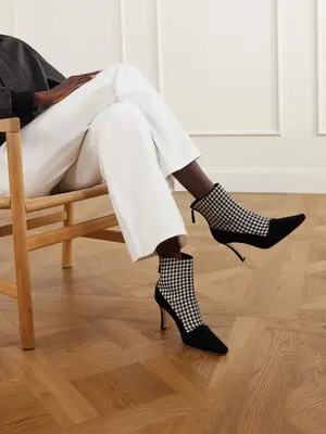 Manolo Blahnik Gosta 90 Houndstooth Wool And Suede Ankle Boots - Black