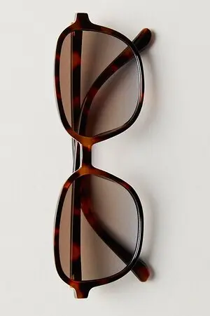Free People Fade Into You Square Sunglasses - Tort/brown Gradient