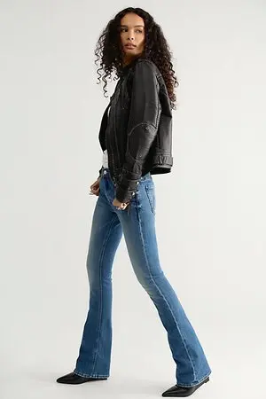MOTHER Mid-rise Runaway Flare Jeans - On A Roll