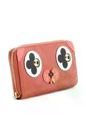 LOUIS VUITTON Zippy Wallet Limited Edition Valentine Dog Monogram Vernis Small Wallets - Neutrals