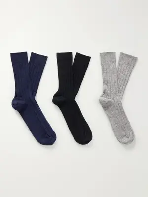 Johnstons Of Elgin Set Of Three Cashmere-blend Socks