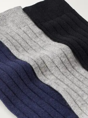 Johnstons Of Elgin Set Of Three Cashmere-blend Socks