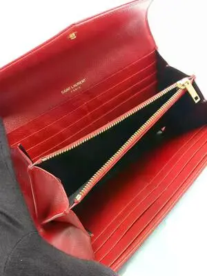 Saint Laurent 2010s Cassandre Matelassé Long Wallet - Red
